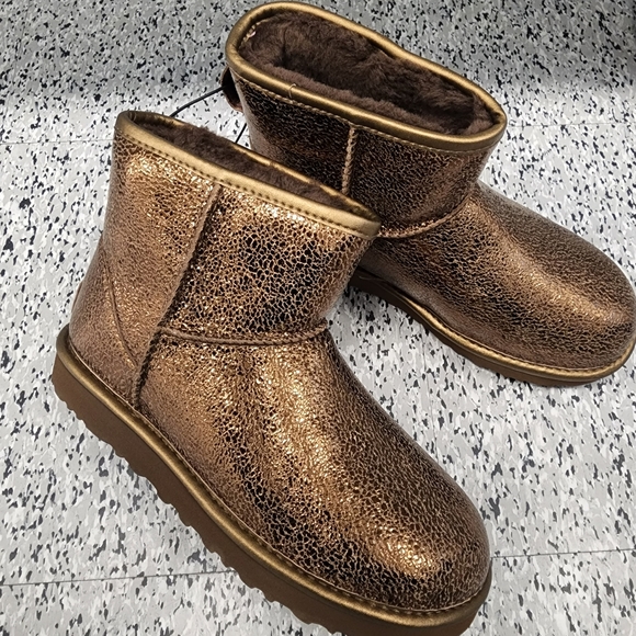 UGG | Shoes | Authentic Ugg Womens Classic Mini Metallic Sparkle Bronze ...